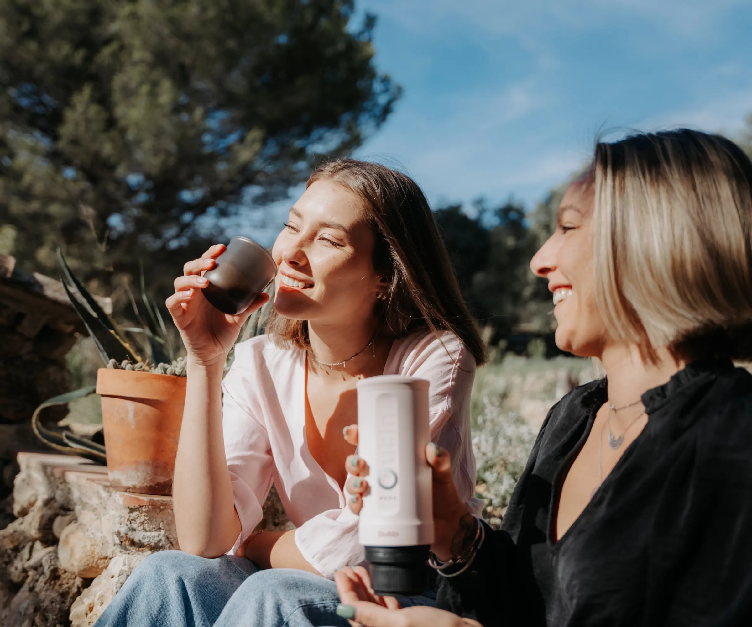 OutIn | Portable Espresso Coffee Maker | Espresso Machine OutIn | Portable Espresso Coffee Maker | Espresso Machine